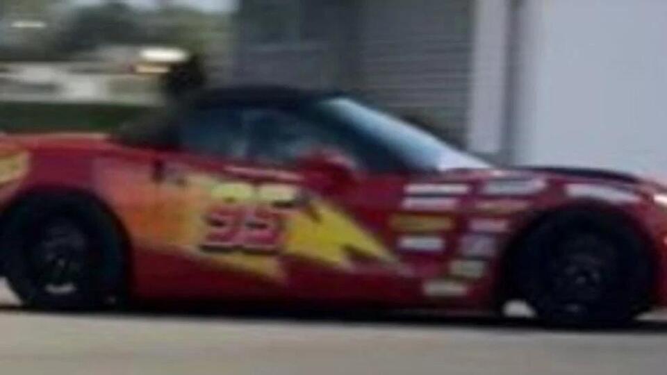Police looking for driver of red Lightning McQueen-themed Corvette ...