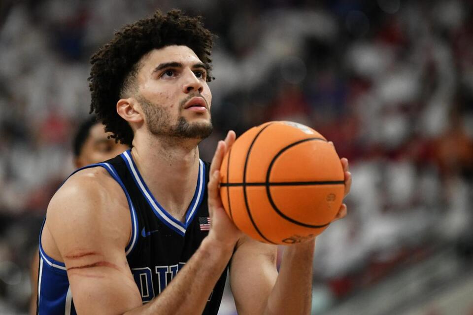 Duke Phenom Cameron Boozer Shows Off Massive Scratches on Arm After ...