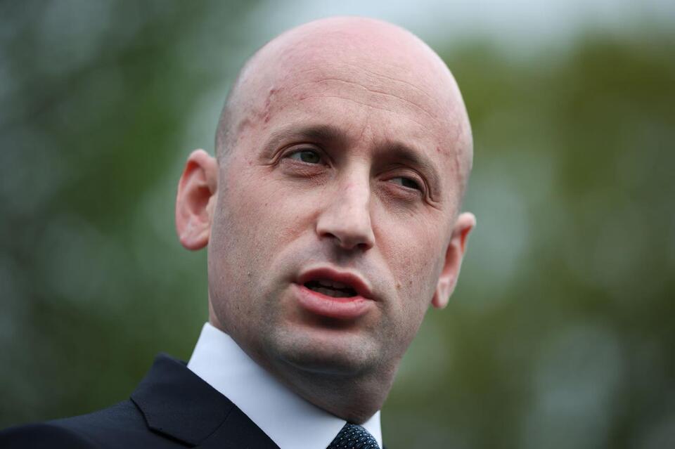 Stephen Miller claims local police in Minnesota have been told to ...