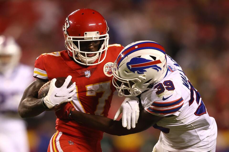 How Mecole Hardman Can Strengthen The Bills' Receiving Corps - NewsBreak