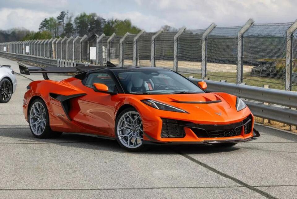 GM unveils quickest Corvette ever with ZR1X 'hypercar' going 0-60 mph ...