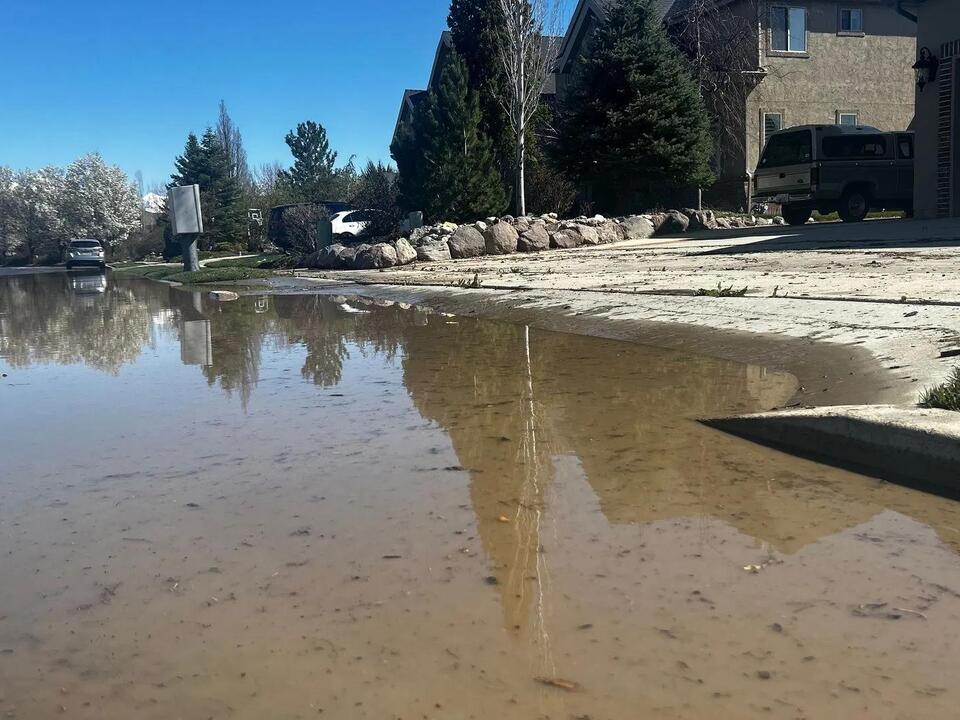 Utah County neighborhood hit with flooding after apparent irrigation ...