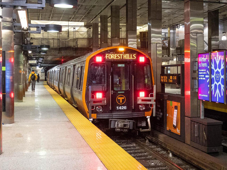 Bill seeks to tighten prohibition on federal funding for transit ...
