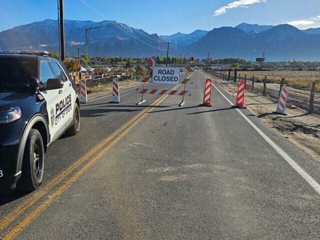 Police close 2 roads in Utah due to malfunctioning railroad crossing ...