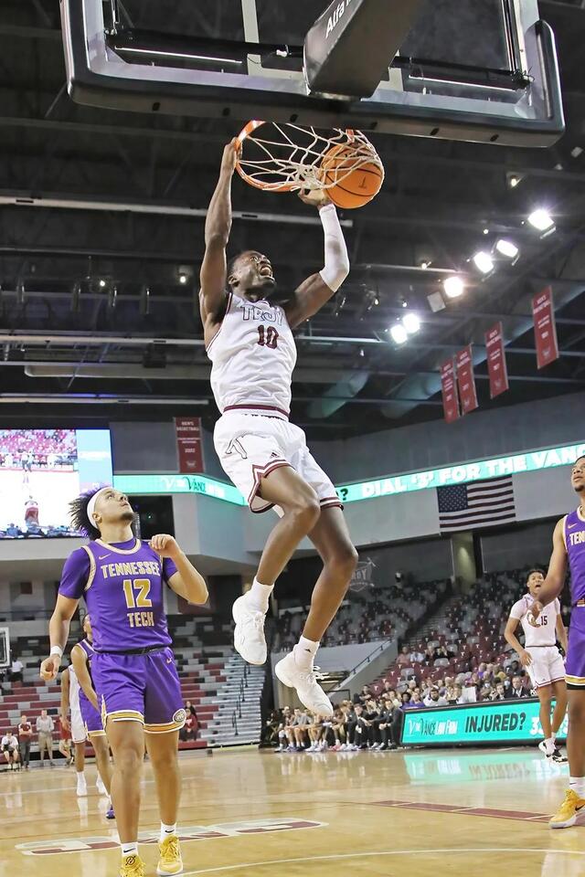 Former Trojan Zay Williams signs professional hoops contract with ...