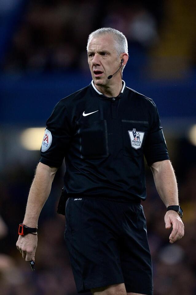 West Ham-Arsenal referee and VAR praised for ‘really good teamwork ...