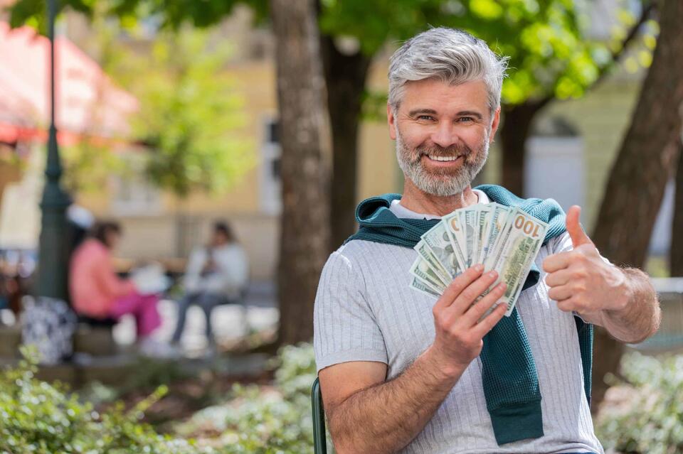 13 purchases men think look impressive but often don’t - NewsBreak