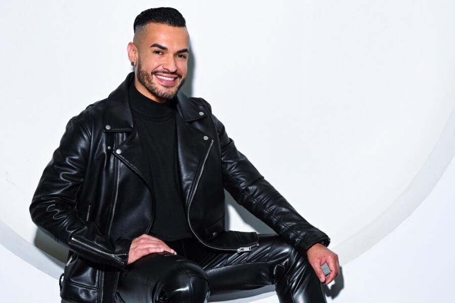 Sugar Land native Manny Guerrero set to open luxury hair salon in Sugar ...
