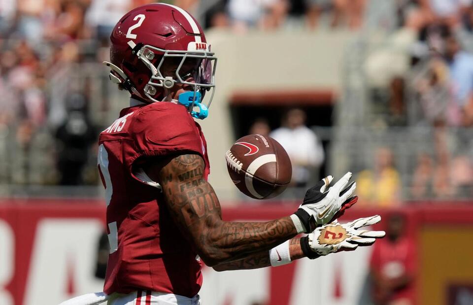 Watch: Alabama football WR Ryan Williams scores long TD on trick play ...