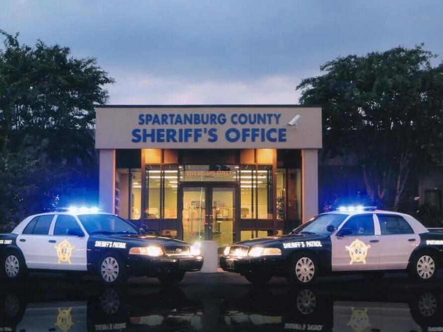 Suspect dead after shootout with Deputies in the Upstate