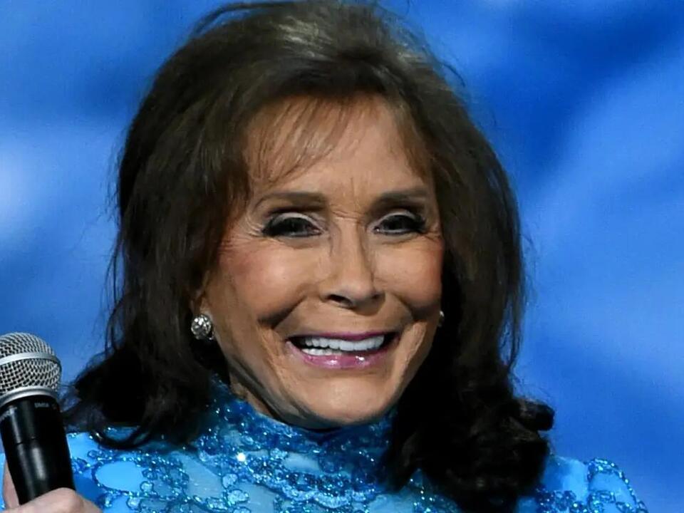 3 Controversial Country Songs That Shook Up the Genre