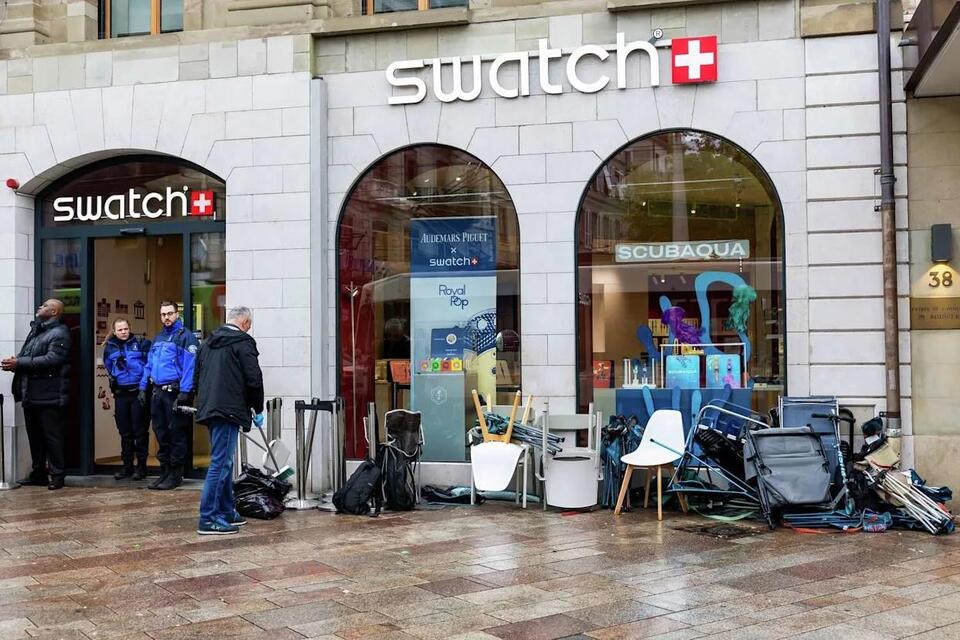 Swatch closes Bay Area store after crowds gather for $400 watch drop ...