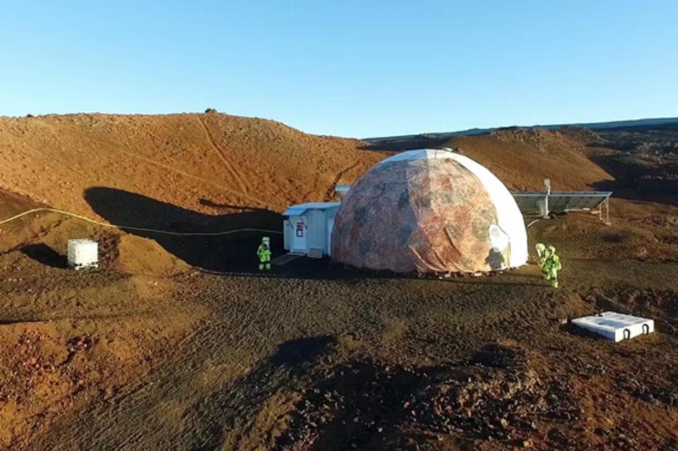 Drunken fights, electrocutions and ‘Mars time’: What NASA studies tell ...