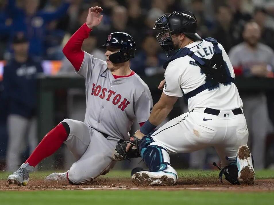 Red Sox LF Tyler O’Neill sets Opening Day homer record