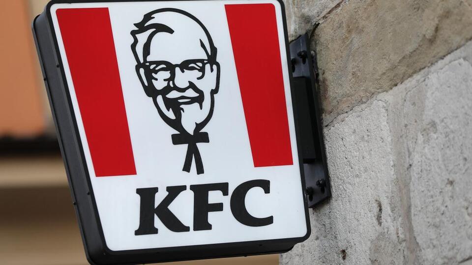 KFC Officially Brings Back Viral Pickle Mania Menu – But Only For A ...
