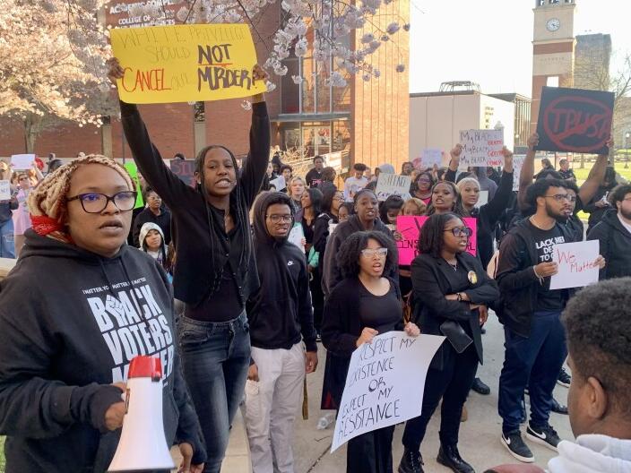 Kyle Rittenhouse speaks at Western Kentucky University as hundreds ...