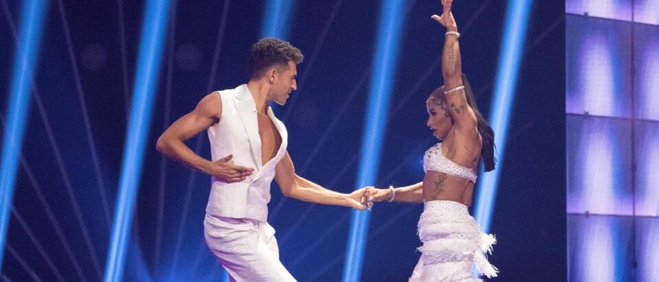 DWTS Season 34: The Five Couples To Watch in 2025 - NewsBreak