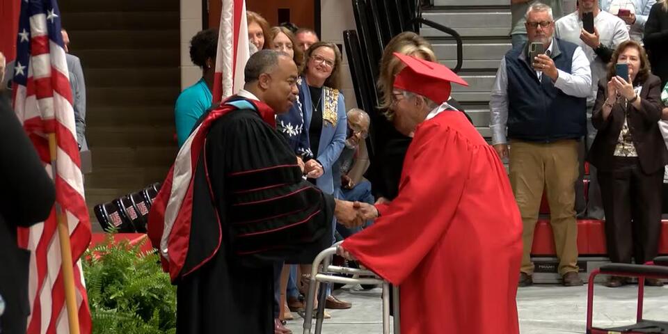 102-year-old woman receives honorary diploma from Hazel Green High ...