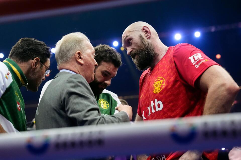 Angry Tyson Fury says Oleksandr Usyk’s controversial win was ‘Christmas ...