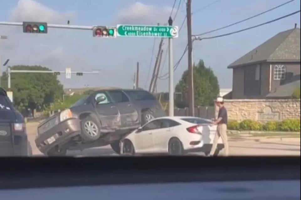 Dallas Intersection T-Bone Crash Captured on Video - NewsBreak