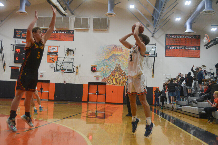 Rainier boys basketball team cruises through league opponents on road ...