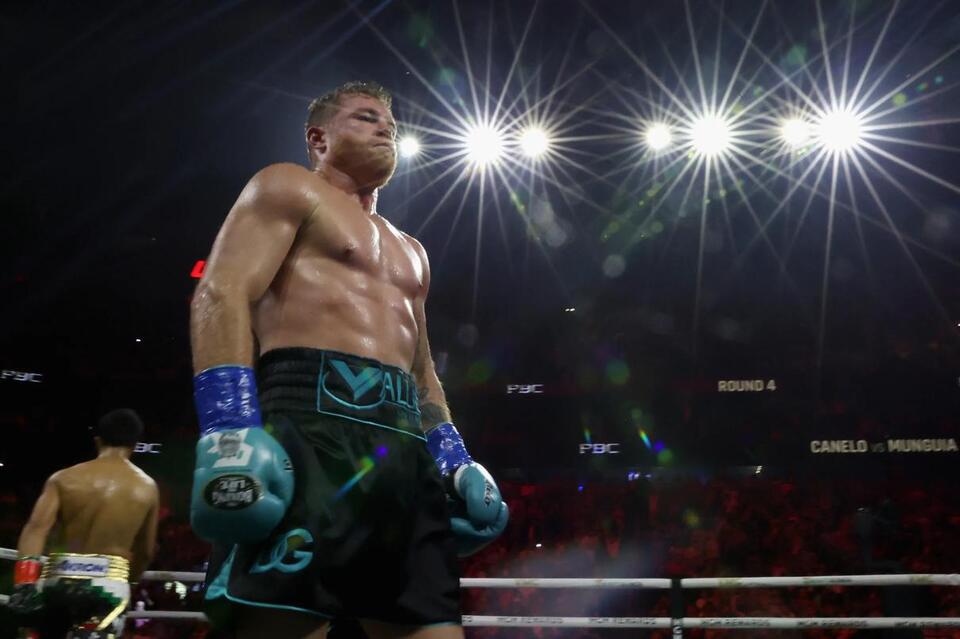 Canelo Alvarez and William Scull head to June 6th purse bid - NewsBreak