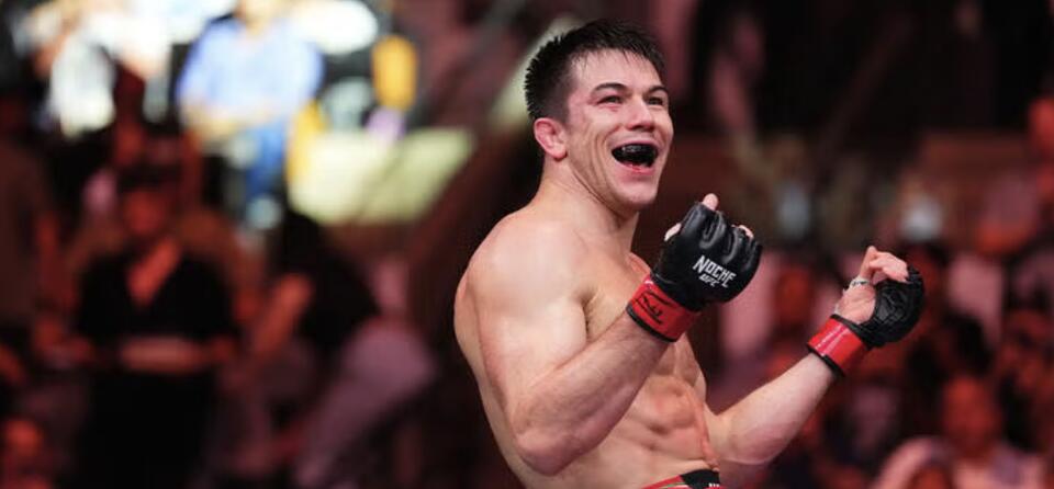 Alexander Hernandez Payout Odds to Win vs. Michael Johnson - UFC 324 ...