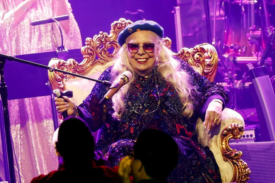 10 Things You May Not Know About Joni Mitchell - NewsBreak