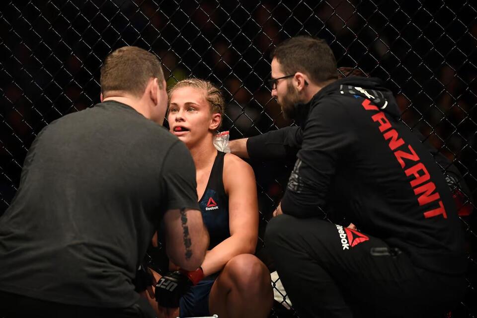 UFC Vet Turned Social Media Star Paige VanZant Returning To MMA With ...