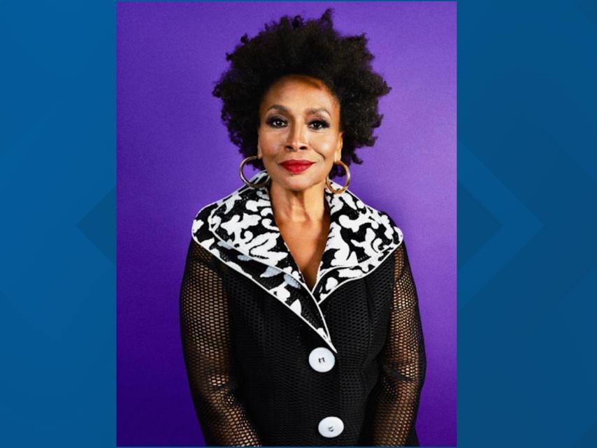 Actress Jenifer Lewis earns spot on St. Louis Walk of Fame