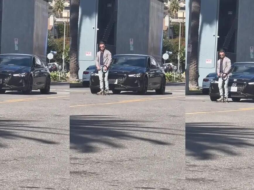 Social Media Fail: Los Angeles Man’s Cringe-Worthy Photo Spree with His ...