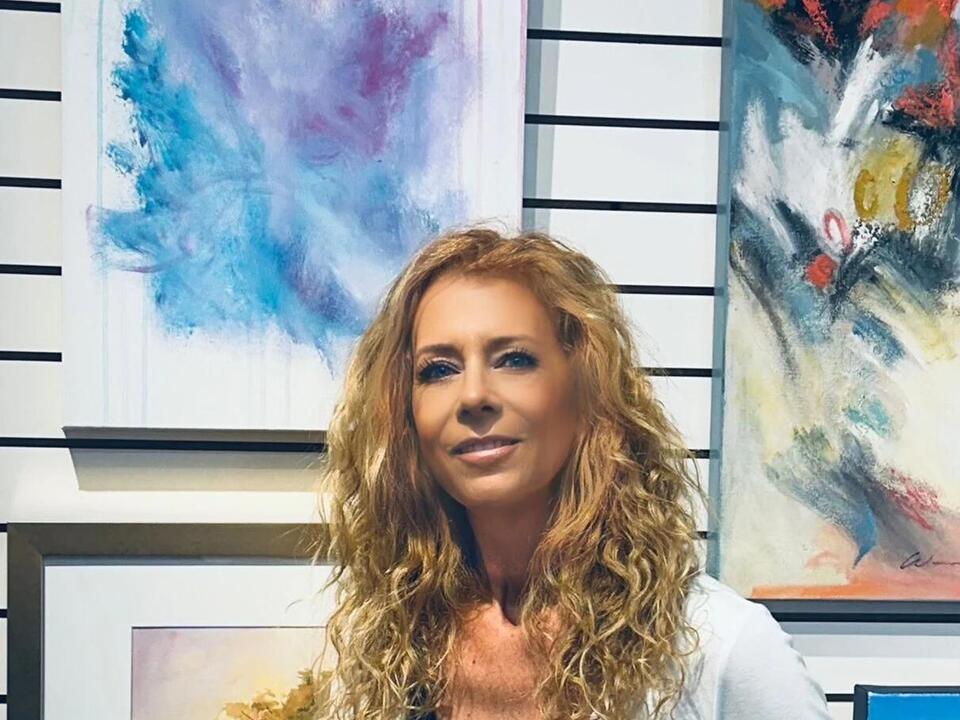 Venice artist says getting into a flow state helps her create
