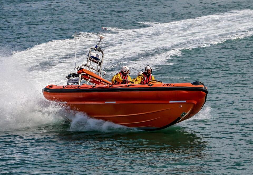 Teen Swimmer Vanishes Off Wildwood Beach As A Massive Search Continues ...