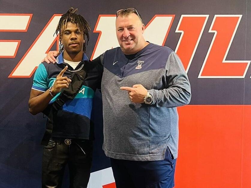 Three-star DB Robert Jones III discusses Illini commitment: 'They just ...
