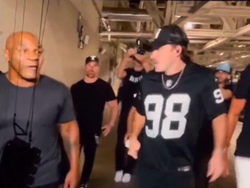Mike Tyson & Tom Brady Join Morgan Wallen For Las Vegas Walk Out