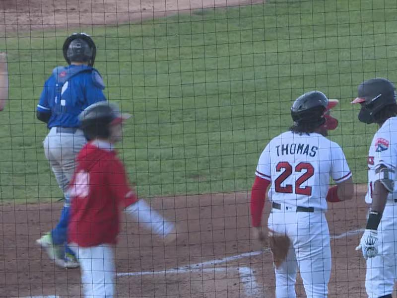 Redhawks re-sign outfielder Dillon Thomas