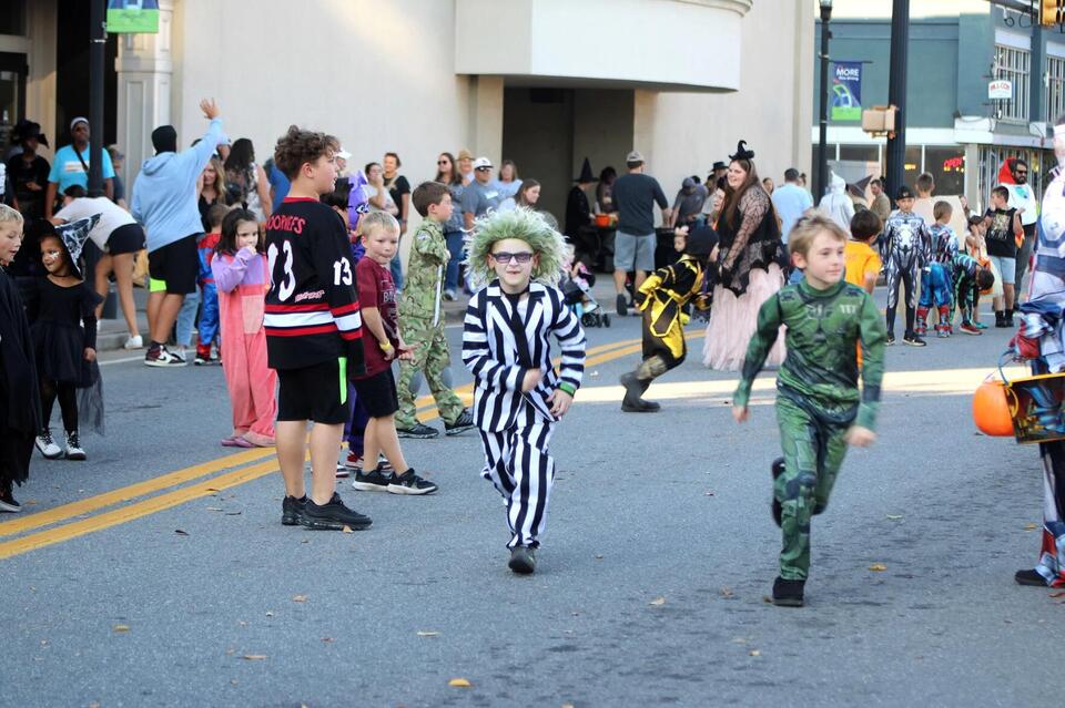 Mark the calendar for Spooktacular, Howl-O-Ween - NewsBreak