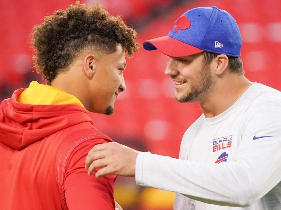 2024 NFL Preseason All-AFC team: Patrick Mahomes, Travis Kelce, Myles ...