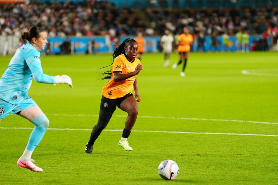 Houston Dash 2024 player report cards: Michelle Alozie - NewsBreak