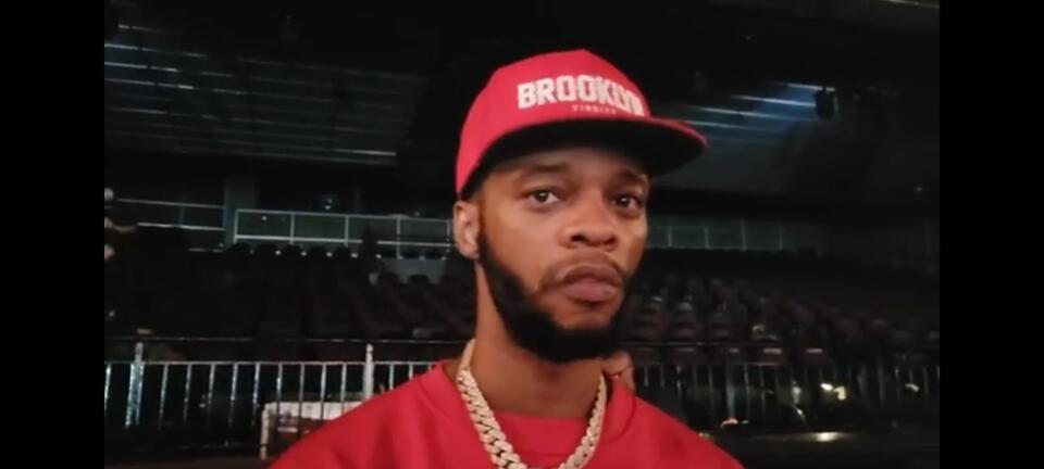 Papoose escorts Claressa Shields to boxing weigh-in - NewsBreak