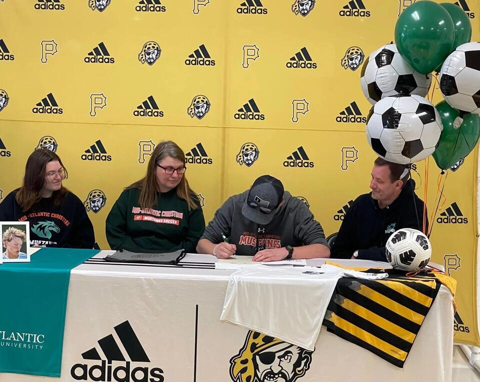 Nixon to attend MACU, play soccer for Mustangs - NewsBreak