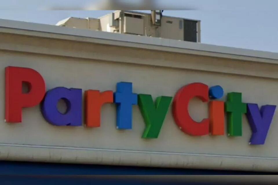 Party City To Close Minnesota and Iowa Stores - NewsBreak