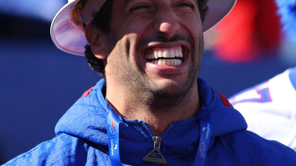 Fans Split as Daniel Ricciardo Joins Ford Raptor in Shocking Career ...
