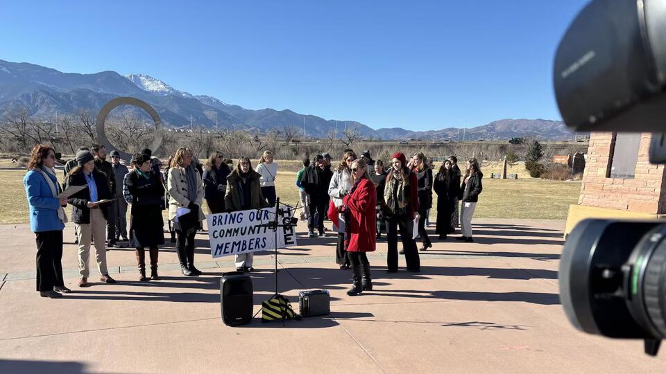 Southern Colorado moms, friends advocate for release of Boulder attack ...