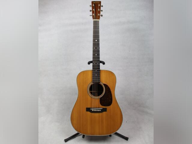 Three arrested in connection to $15K guitar theft at Music Land in Bel ...