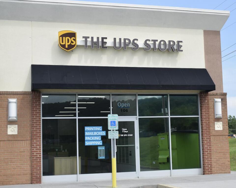 The UPS Store in Newport now open - NewsBreak