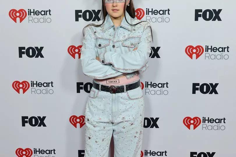 JoJo Siwa looks 'unrecognizable' on the iHeartRadio Music Awards 2025 ...