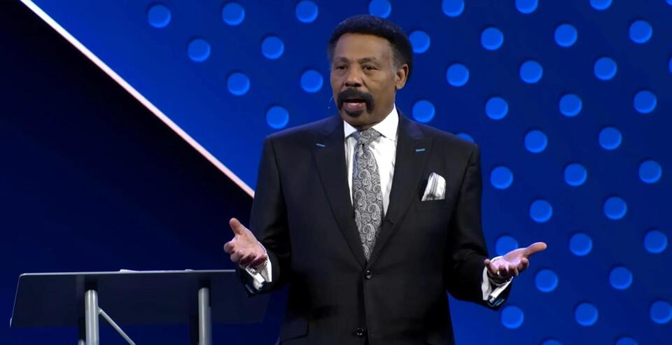 Megachurch Pastor, Who Stepped Down Due To Sin, Says America Is Facing ...
