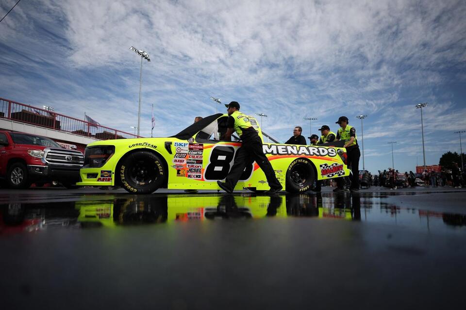 Upstate NY’s Zachary Yager, Veteran NASCAR Pit Crew Member, Dies ...