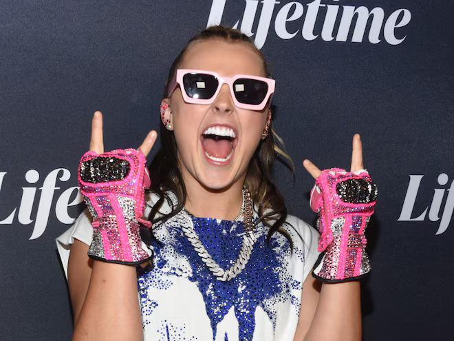 JoJo Siwa's Massive Transformations Put Her at the Top of the Pyramid